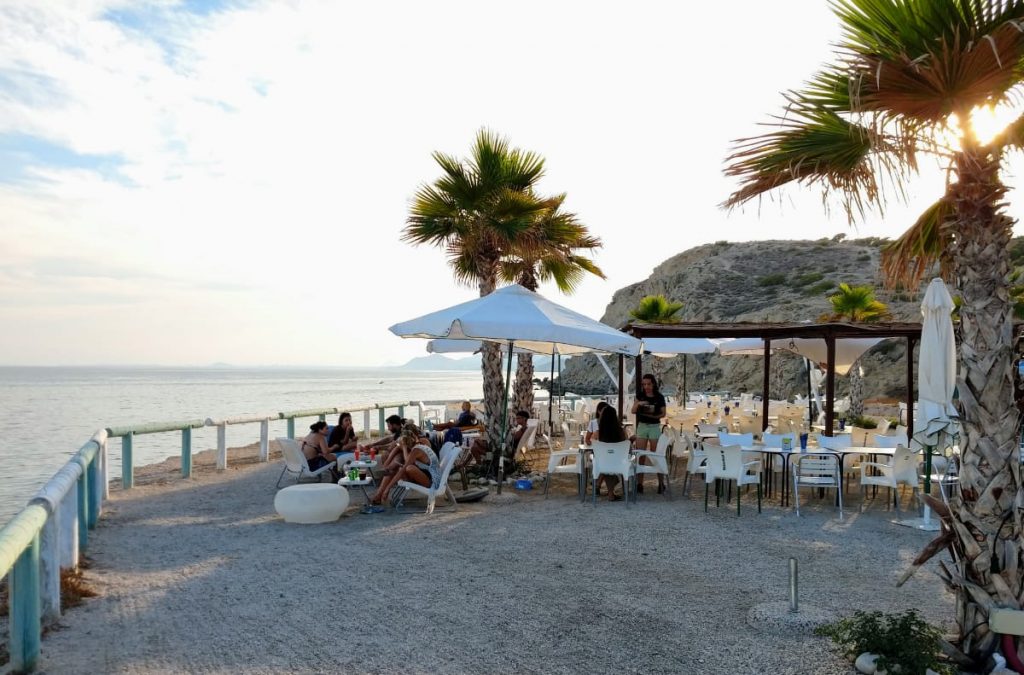 Ruta por las Calas y Chiringuitos de Villajoyosa en bicicleta - AlicanteOut