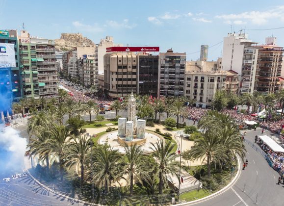 Calendario mascletás Hogueras Alicante 2026 - AlicanteOut